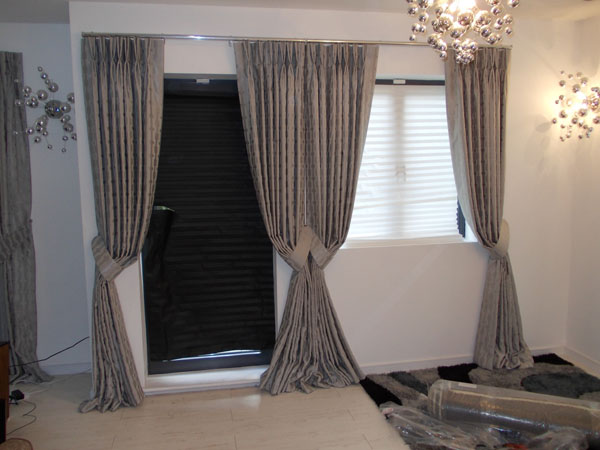 Villa Nova Abacus curtains with Silent Gliss chrome metropoles