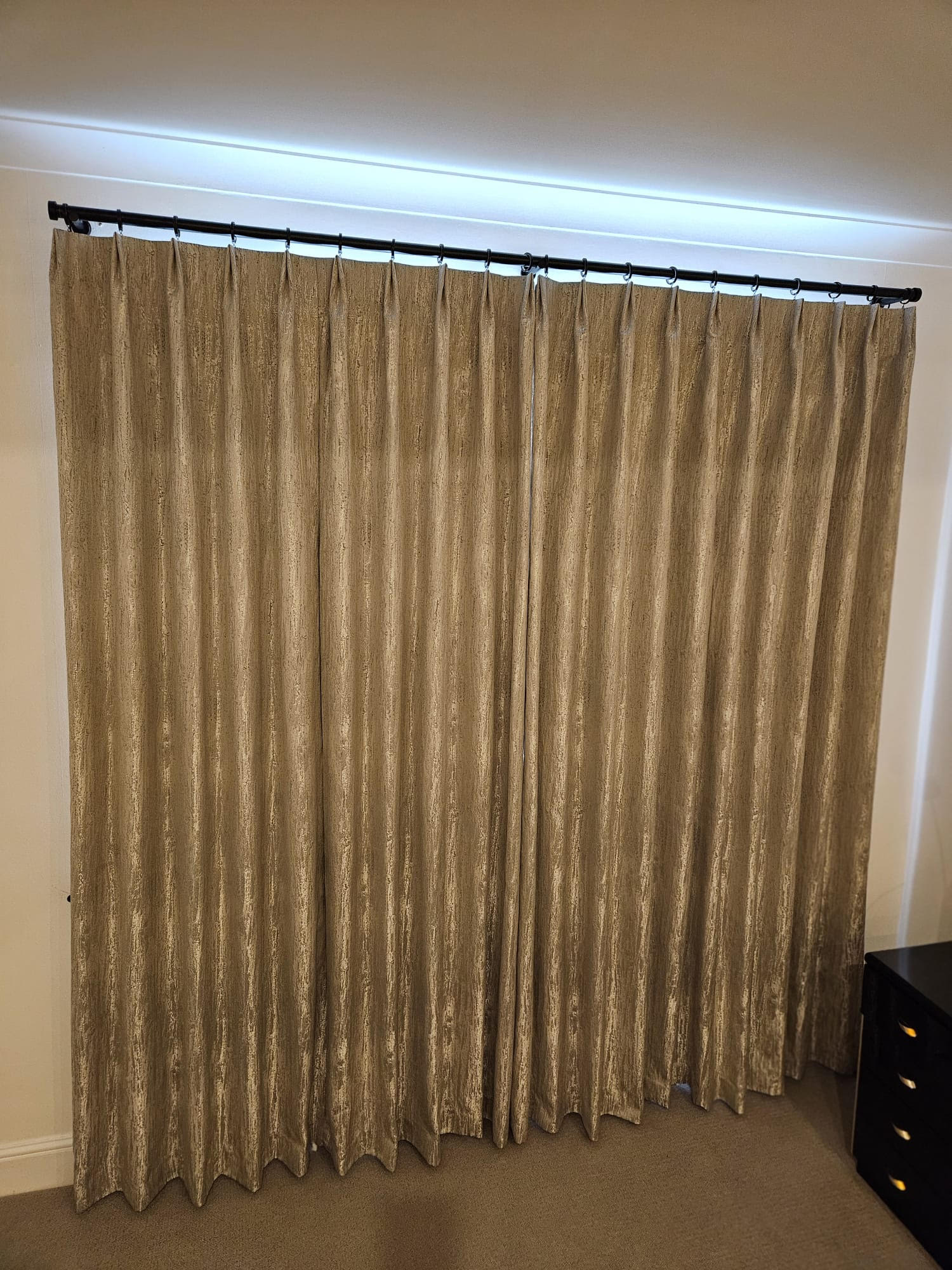 Changing Curtains Highgate North London Central London bespoke curtain ...